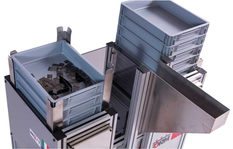 Automatic output stacker